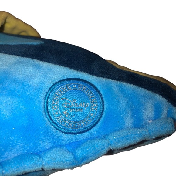 Disney | Toys | Disney Store Dory 7 Plush Finding Nemo Blue Fish W ...